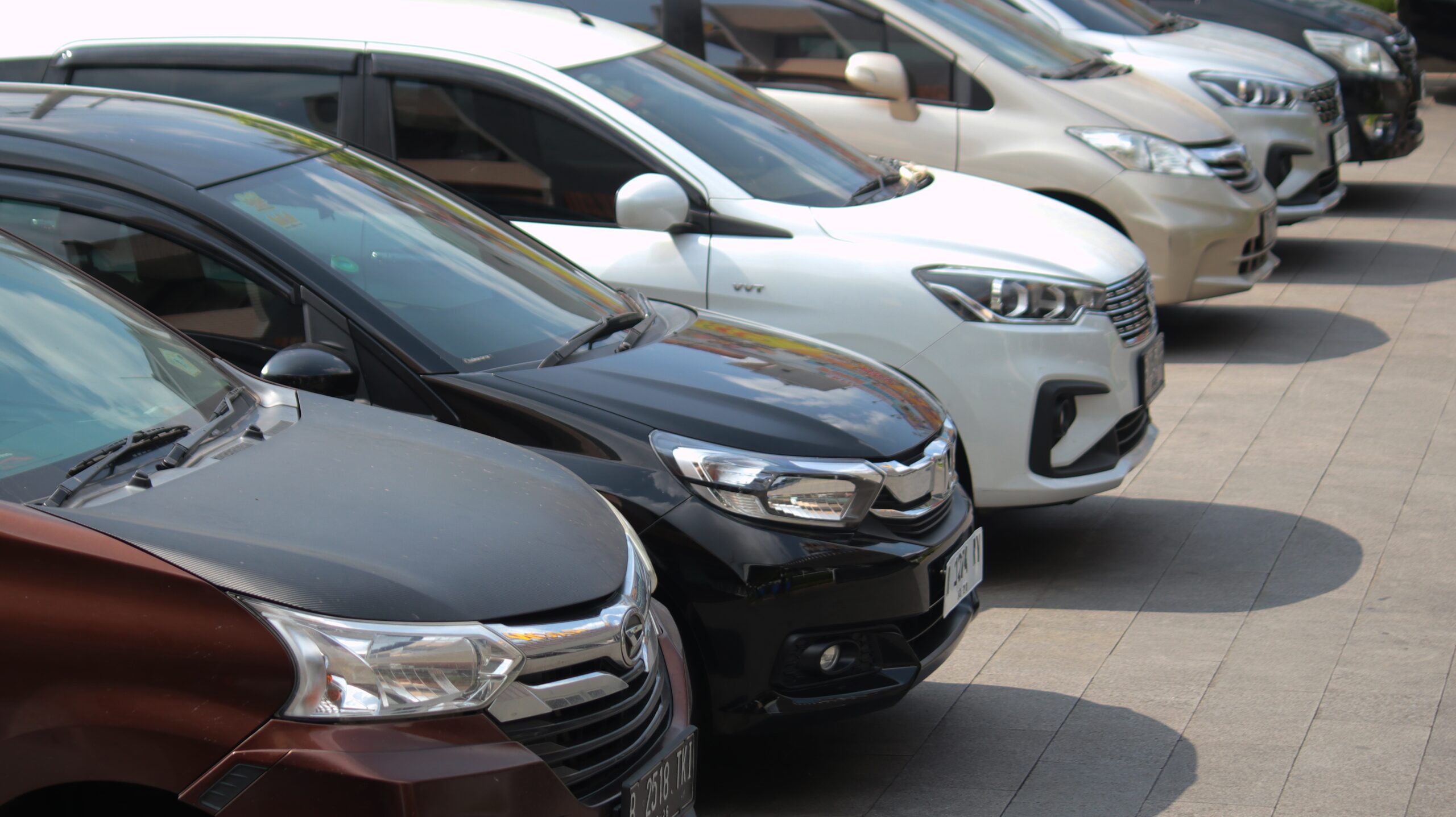 The Role of Color in Your Car Buying Decision - Ultimate Image Auto, Inc.